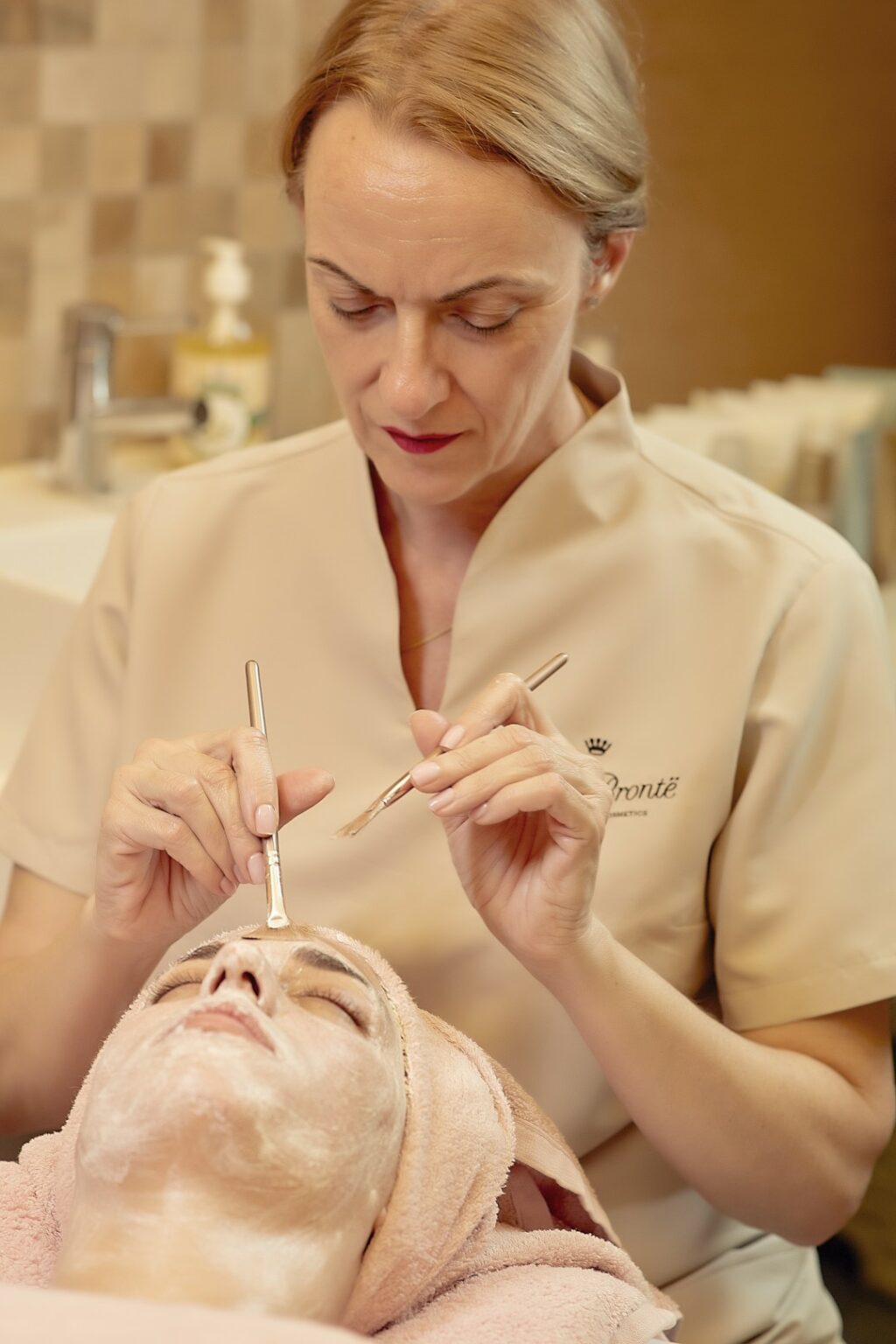 Tratamientos Faciales y Corporales en Dénia: Belleza Total